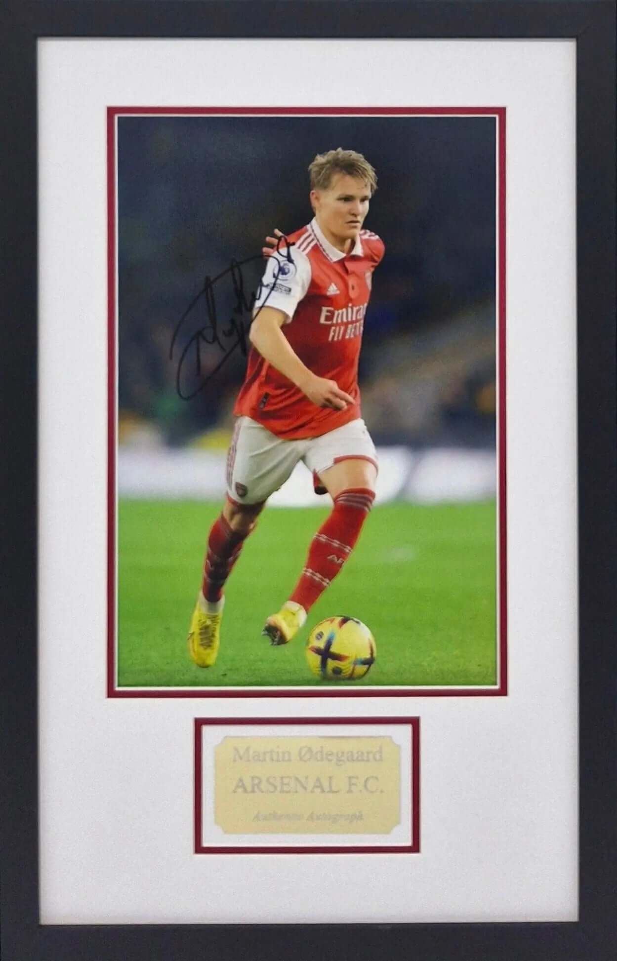 Martin Odegaard Signed Arsenal Photo - Framed with COA – Darling ...