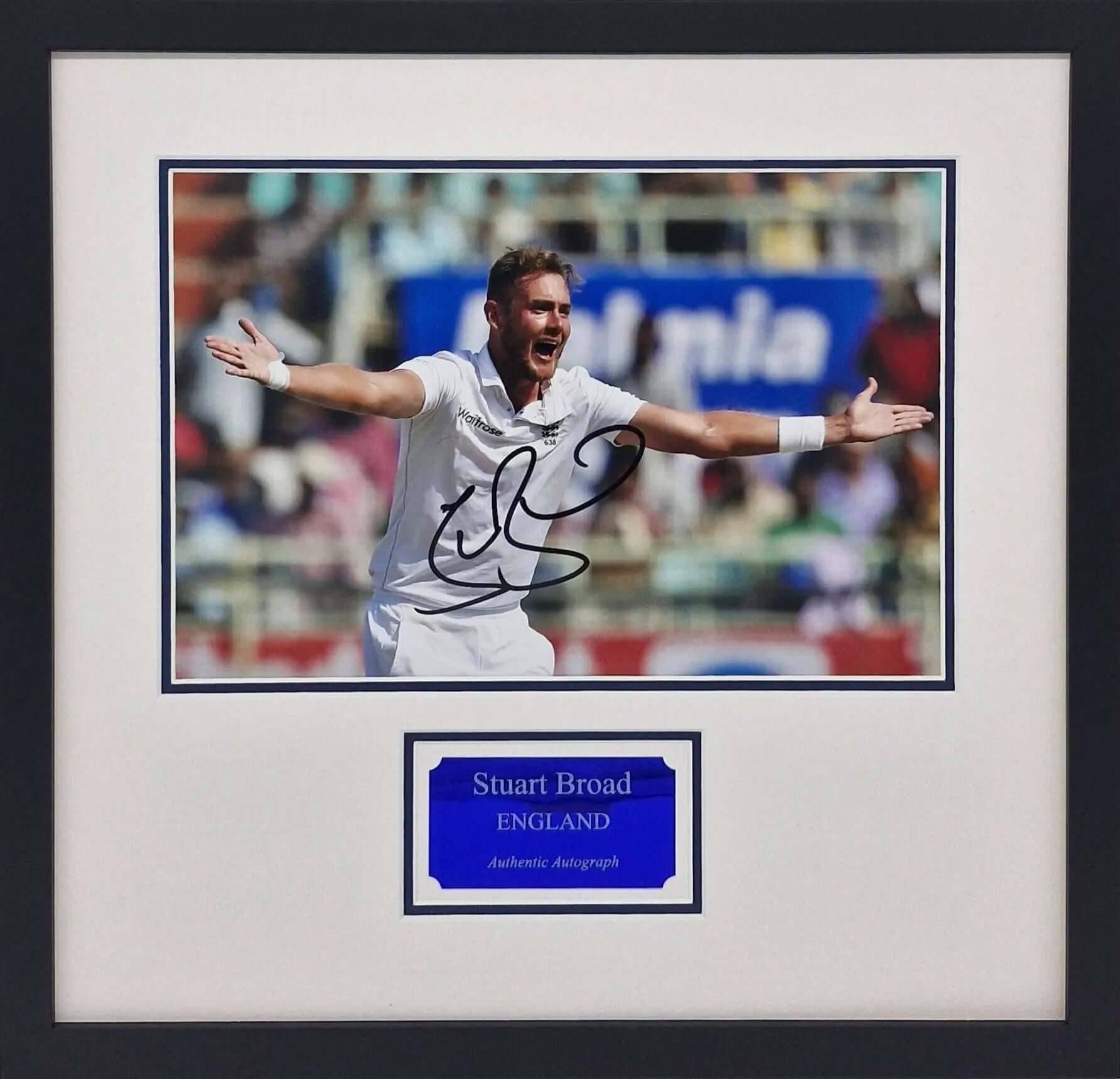 Stuart Broad Signed England Cricket Photo - Framed with COA – Darling Picture Framing